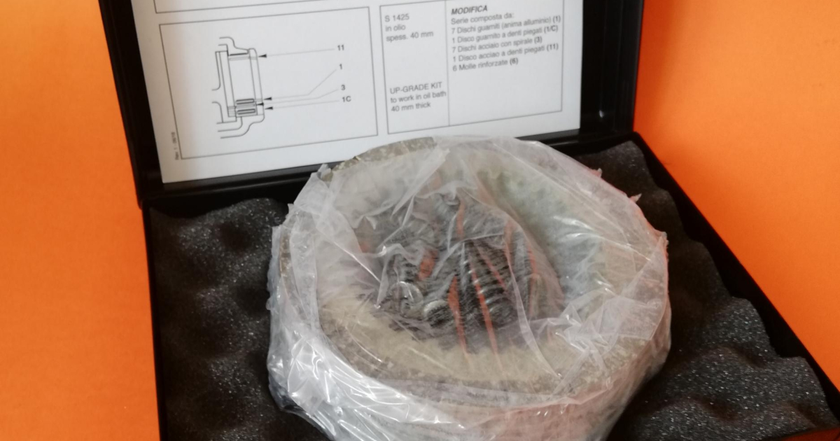 Surflex clutch plate set+clutch springs for Ducati bevel gear models ...