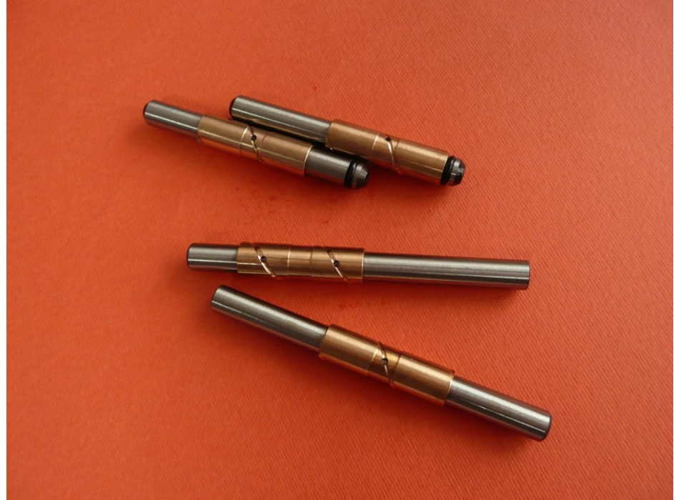 set rocker arm shaft Ø 8mm+rocker arm bushing for Ducati 450 with Desmo ...